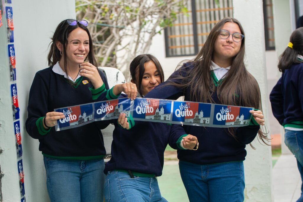 Unidad Educativa John Neper